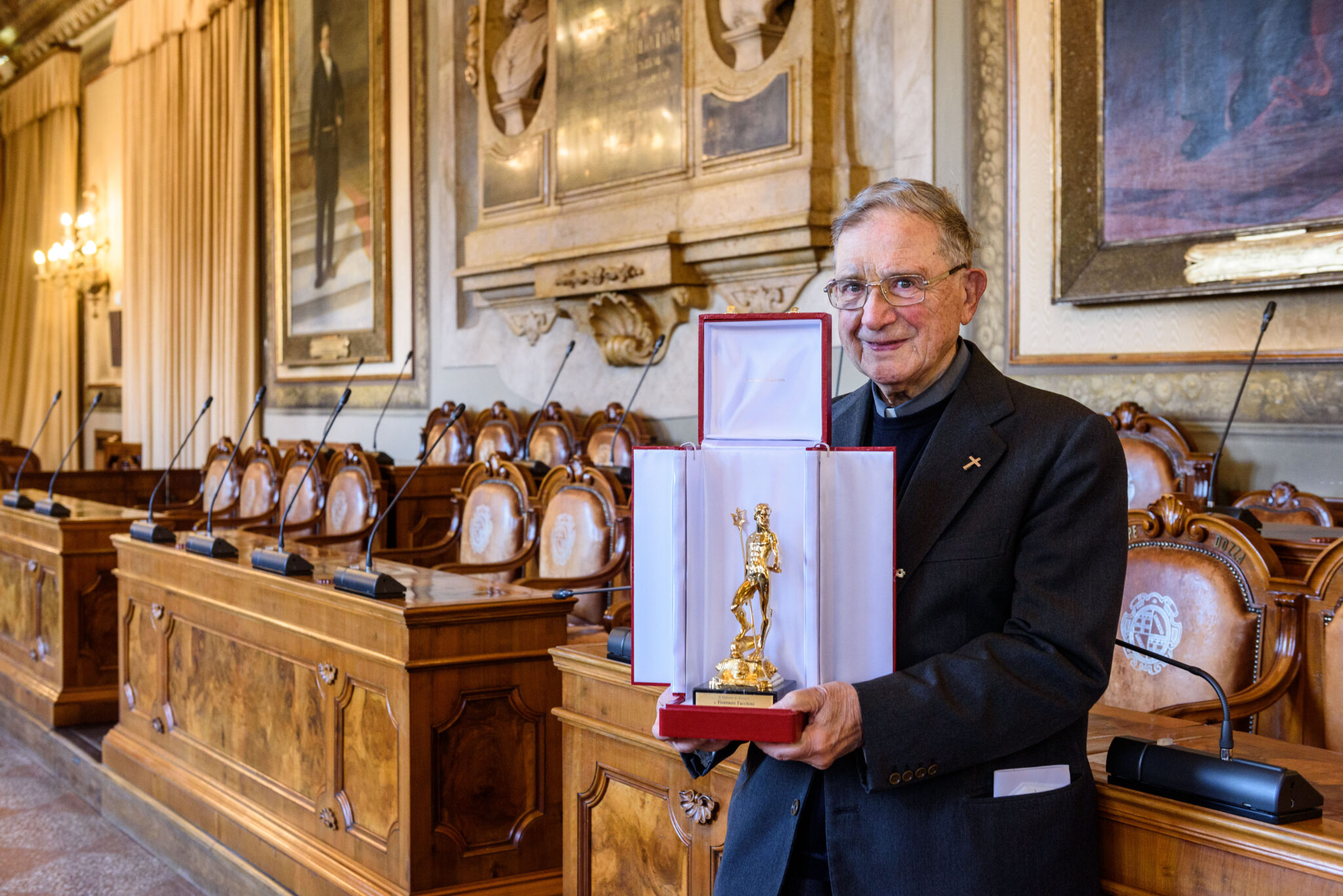 Nettuno d'oro a monsignor Fiorenzo Facchini - Chiesa di Bologna
